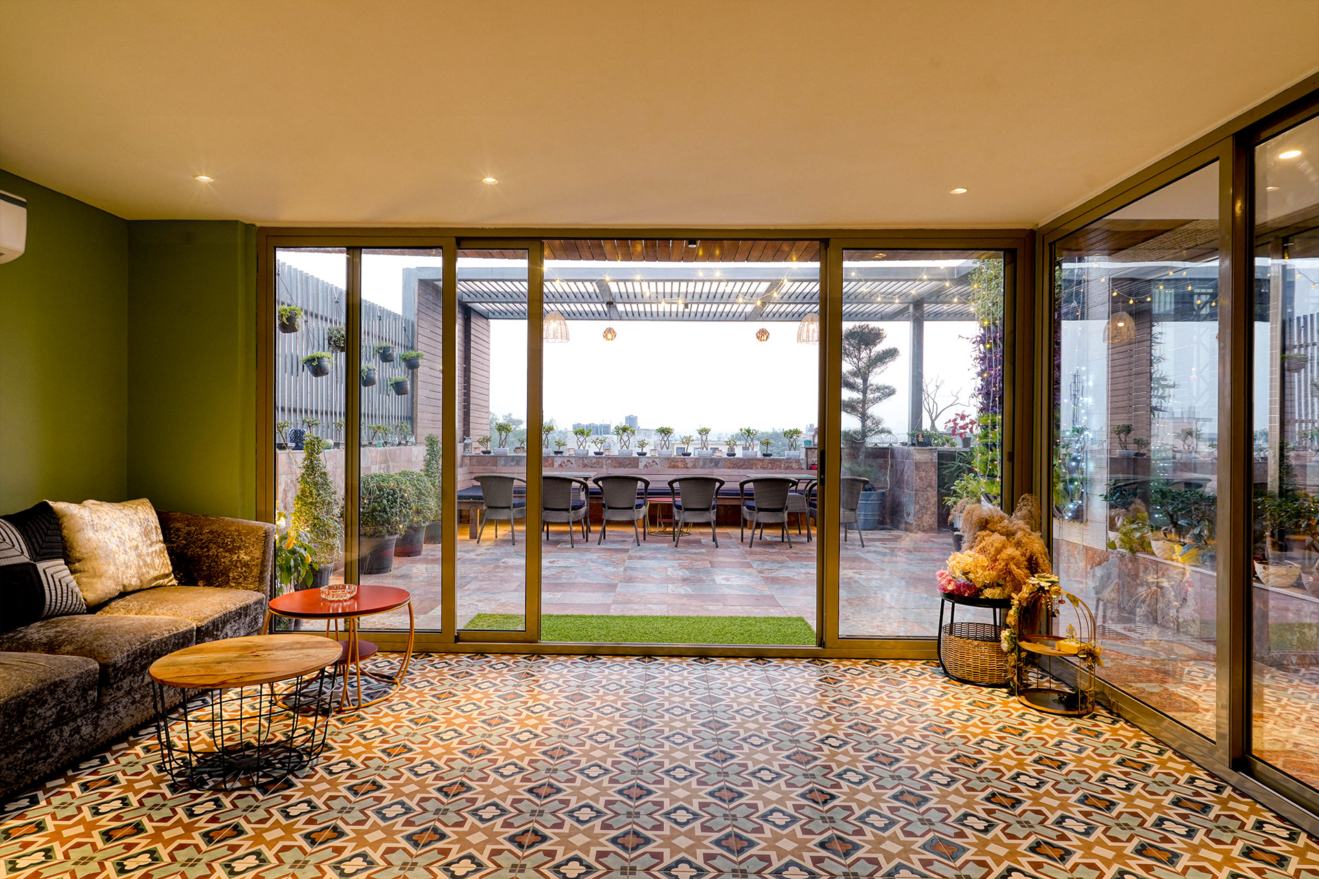 The Myriad Manor - IE Design